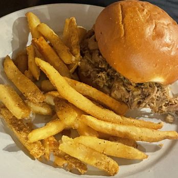 BROADWAY GRILLE + UNDERGROUND with 256 real customer photos - Updated ...