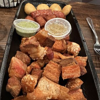 LA ESQUINA DEL LECHÓN - Updated February 2025 - 740 Photos & 451 ...