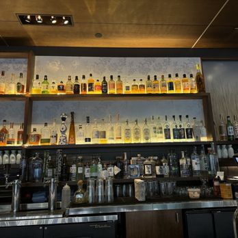 CHOLON MODERN ASIAN - DOWNTOWN - Updated October 2024 - 1812 Photos ...