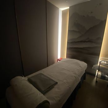 CHELSEA WELLNESS - Updated January 2025 - 54 Photos & 118 Reviews - 133 ...