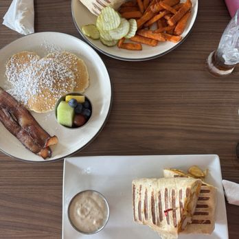 TANGLED APRON - Updated December 2025 - 68 Photos & 33 Reviews - 15385 ...