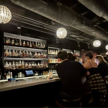 THE WHITE RABBIT - Updated July 2025 - 622 Photos & 417 Reviews - 207 N ...