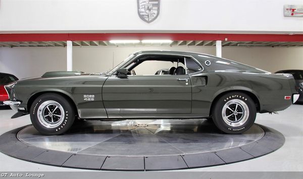 GT AUTO LOUNGE - Updated December 2025 - 223 Photos & 25 Reviews - 2421 ...