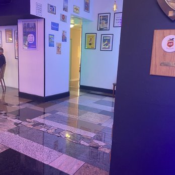 FLY & GRILL 1977 - Updated June 2025 - 34 Photos & 13 Reviews - 6565 ...