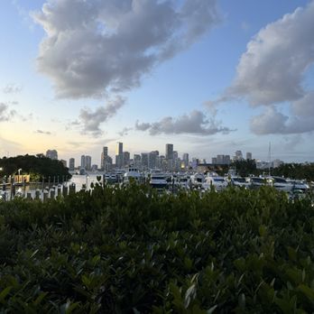 GRAMPS GETAWAY - Updated April 2025 - 292 Photos & 92 Reviews - 3301 ...