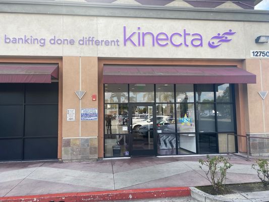 KINECTA FEDERAL CREDIT UNION - HAWTHORNE - Updated December 2025 - 13 ...