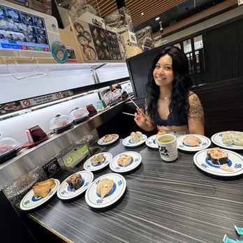 KURA REVOLVING SUSHI BAR - Updated March 2025 - 1239 Photos & 460 ...