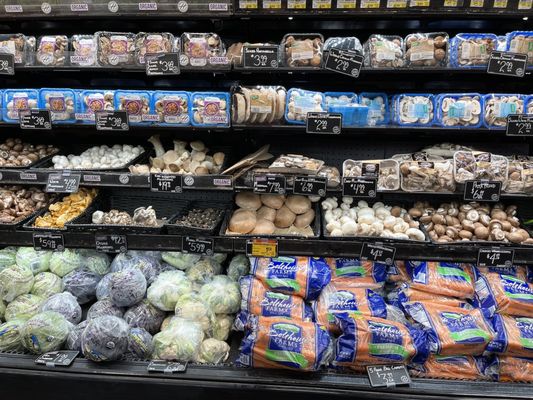 HAGGEN FOOD & PHARMACY - Updated June 2025 - 28 Photos & 52 Reviews ...