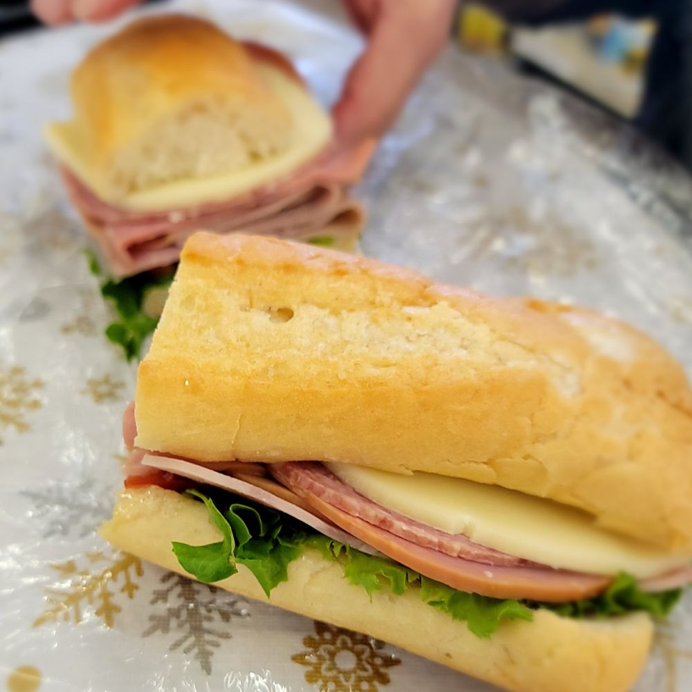 MORELLI’S DELI - Updated October 2025 - 28 Photos & 21 Reviews - 7506 ...