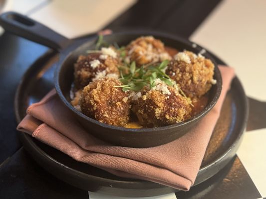 SILENT H - Updated December 2025 - 49 Photos & 17 Reviews - 461 King ...