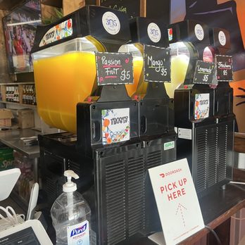 305 DEGREES BURGERS BAR - Updated October 2025 - 98 Photos & 58 Reviews ...