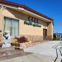 PACIFIC LIGHTHOUSE RESTAURANT - Updated January 2026 - 1596 Photos ...