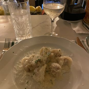 GIOIA - Updated August 2025 - 156 Photos & 60 Reviews - 94 South St ...