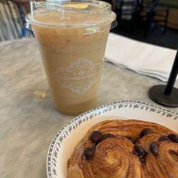 COMMONWEALTH COFFEEHOUSE & BAKERY - Updated March 2025 - 738 Photos ...