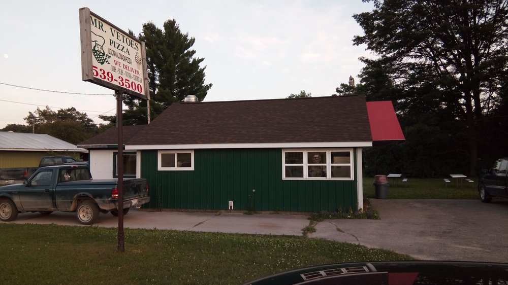 MR VETOES PIZZA - Updated August 2025 - 19 Reviews - 6948 E Townline ...