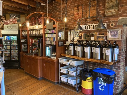 BINTLIFF’S CORNER BREW - Updated December 2024 - 45 Photos & 26 Reviews ...