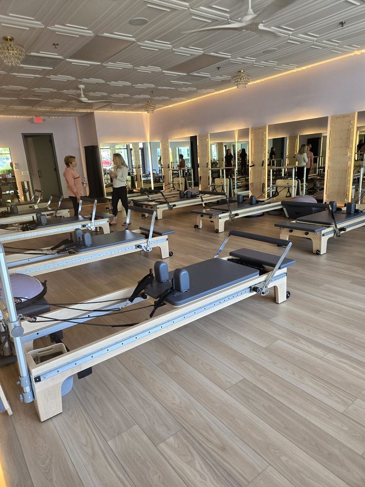 ÉLAN PILATES STUDIOS - Updated November 2025 - 15 Photos - 1125 Lindero ...