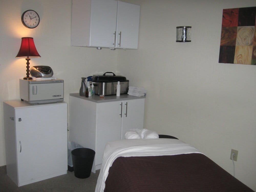 ABSOLUTELY CHIC DAY SPA - Updated July 2025 - 19 Reviews - 13660 N 94th ...