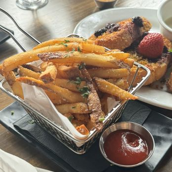 LIGHTHOUSE ROOFTOP - Updated November 2024 - 532 Photos & 193 Reviews ...