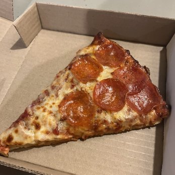 RASCAL HOUSE - Updated June 2025 - 106 Photos & 113 Reviews - 1836 ...