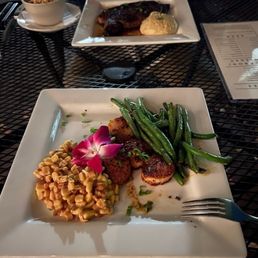 PRIVATE PROPERTY - Updated July 2025 - 244 Photos & 352 Reviews - 220 W ...