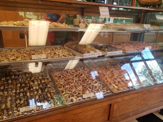 ROSCIGLIONE BAKERY - 30 Photos & 28 Reviews - 2265 Bluestone Dr, Saint ...