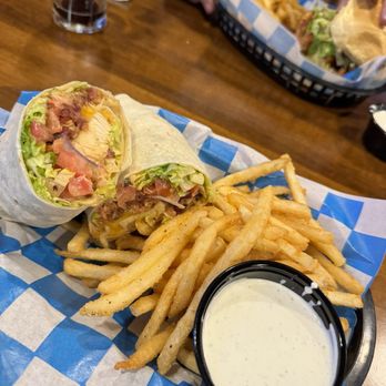 SLY FOX PGH HIGHLINE BREWERY & PUB - Updated July 2025 - 105 Photos ...