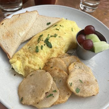 PARLA - Updated November 2024 - 546 Photos & 511 Reviews - 230 Hanover ...