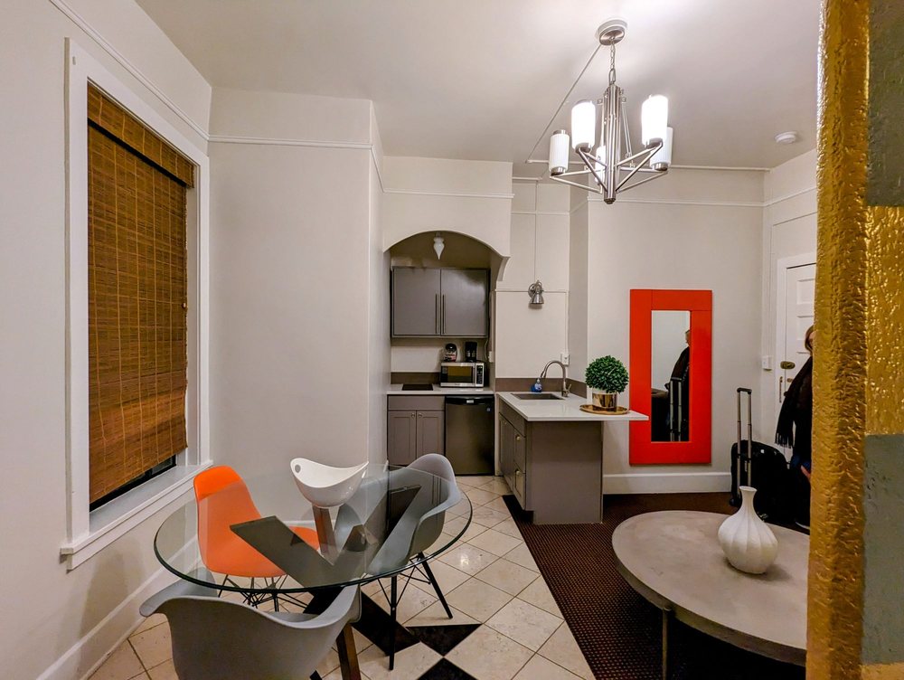 THE MOORE HOTEL - Updated August 2025 - 304 Photos & 432 Reviews - 1926 ...