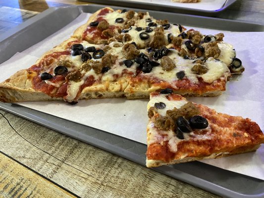 AMBROSE PIZZERIA - 431 Photos & 567 Reviews - 12739 Valley View Ave, La ...