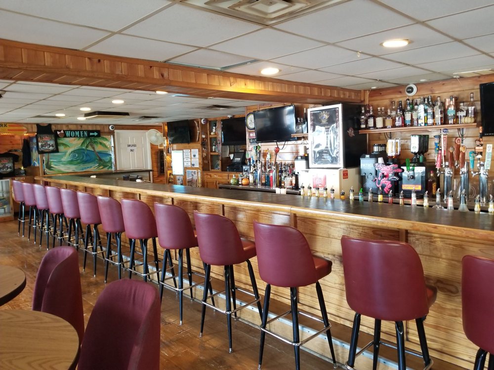 SURFSIDE TAVERN - Updated October 2025 - 15 Photos & 18 Reviews - 3400 ...