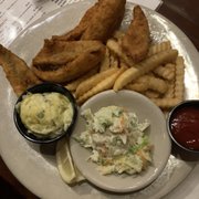 HOBO’S TAVERN | 53 Photos & 142 Reviews | 1411 Whitehall Rd, Muskegon ...