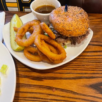 IRISH COTTAGE RESTAURANT AND PUB - Updated July 2024 - 254 Photos & 500 ...