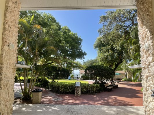 RANSOM EVERGLADES SCHOOL - Updated June 2026 - 23 Photos - 3575 Main ...
