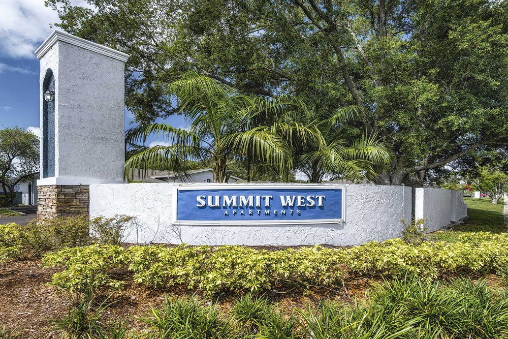 SUMMIT WEST - Updated August 2025 - 54 Photos & 17 Reviews - 11500 ...