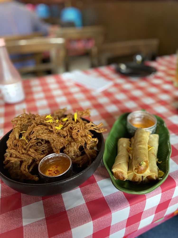 KIN LEN - THAI STREET EATS - 473 Photos & 174 Reviews - 3934 30th St ...