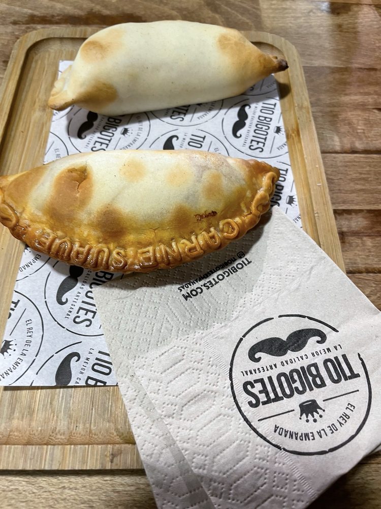 TIO BIGOTES - Updated May 2024 - C/ de Sardenya 298, Barcelona, Spain ...