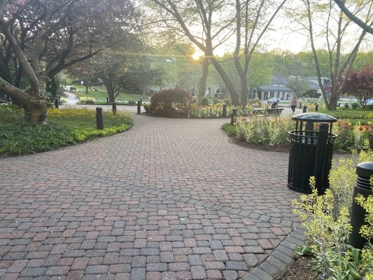 BOLGER CONFERENCE CENTER HOTEL - Updated October 2025 - 159 Photos & 87 ...