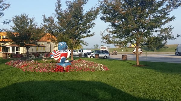 LAWRENCE REST AREA - KANSAS TURNPIKE - Updated January 2025 - 15 Photos ...