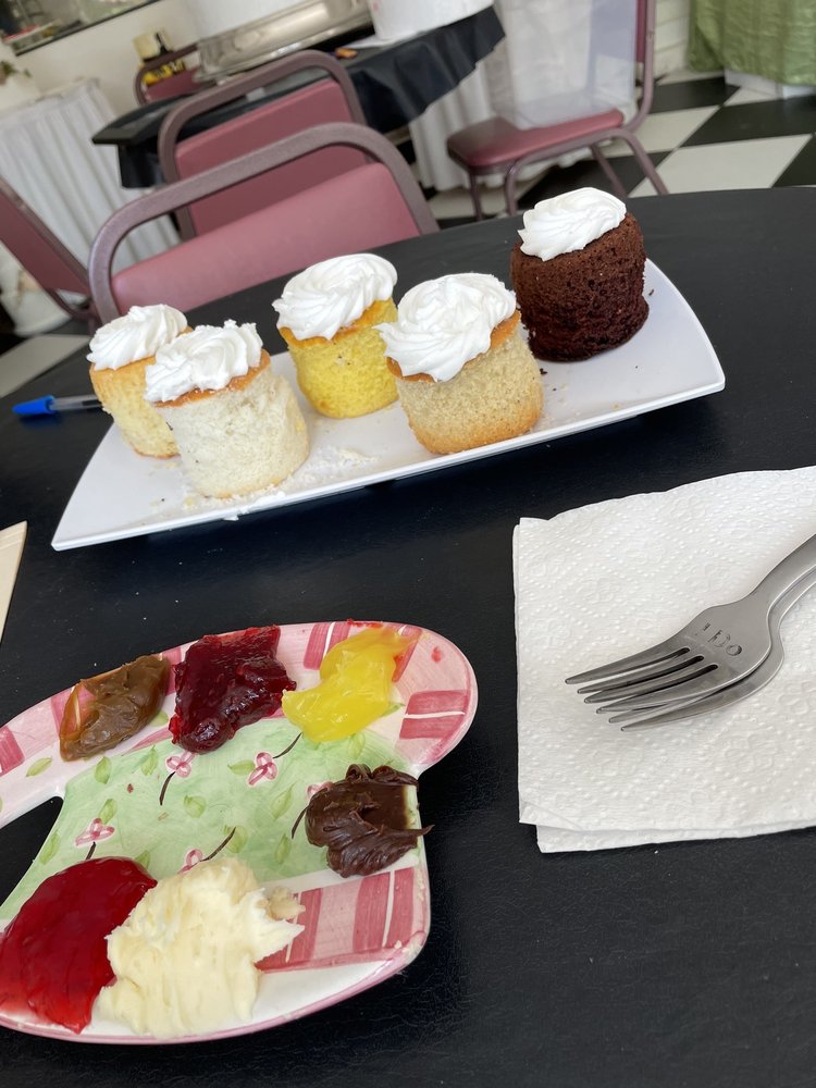 PATTY CAKES - Updated August 2025 - 14 Photos & 16 Reviews - 1018 ...