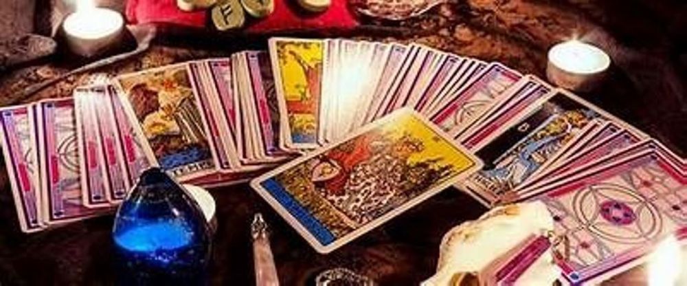 PHOENIX RISING TAROT - Updated October 2024 - Montréal, Quebec ...