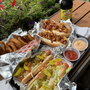 FIVE GUYS - Updated October 2025 - 18 Photos - 10 Hampton House Rd ...