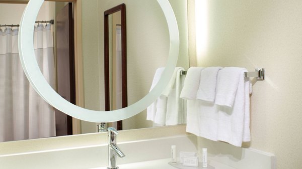 SPRINGHILL SUITES BY MARRIOTT ST. LOUIS CHESTERFIELD - Updated January ...