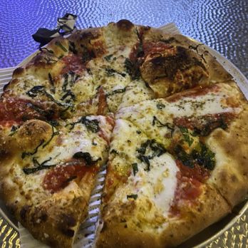 PIZZA 216 - Updated December 2024 - 303 Photos & 412 Reviews - 401 ...