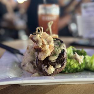 LOUIE’S - Updated January 2026 - 151 Photos & 450 Reviews - 1839 N ...