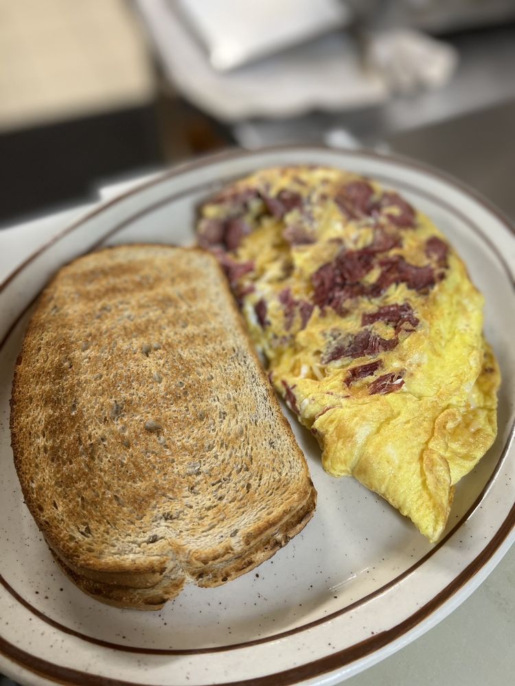 LULU’S DINER - Updated October 2025 - 180 Photos & 173 Reviews - 608 ...