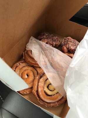 SANDRA’S BAKERY - 12 Photos & 49 Reviews - Bakeries - 225 Wicker St ...