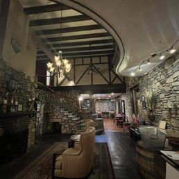 DOWNING STREET POUR HOUSE - Updated December 2025 - 444 Photos & 438 ...