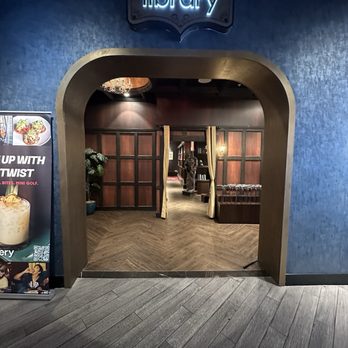 PUTTERY - Updated December 2025 - 204 Photos & 92 Reviews - 239 NW 28th ...