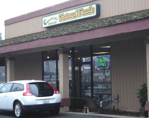 CORNUCOPIA NATURAL FOODS - 24 Reviews - 2625 Coffee Rd, Modesto ...